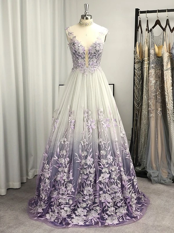 A-line/princess V-neck Tulle Applique Sleeveless Floor-length Dresses ...